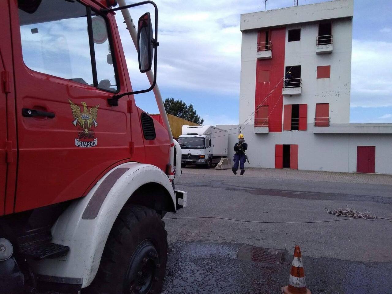 Bombeiros da Guarda realizam exercício de 36 horas para agilizar gestão ...