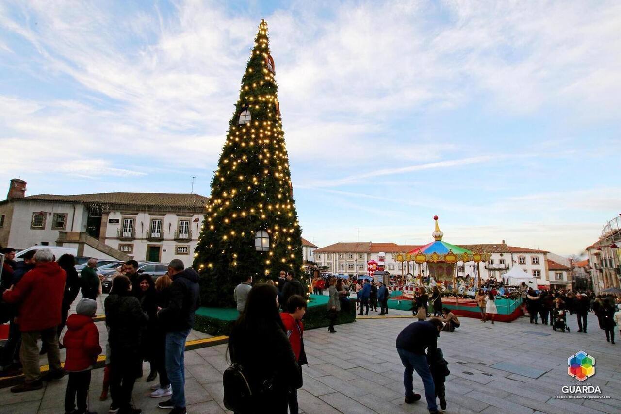 Guarda Cidade Natal abre hoje - beira.pt